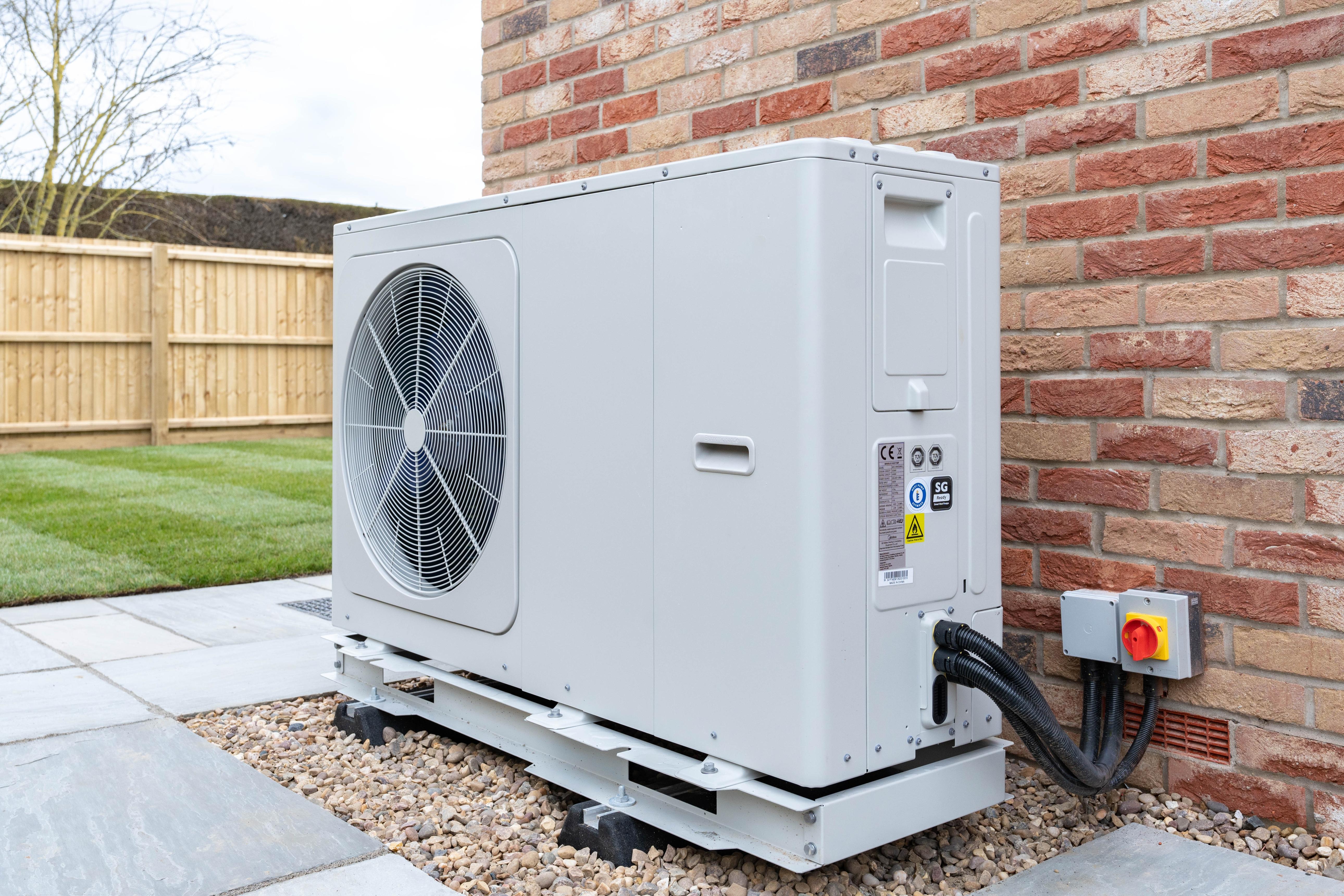 The Future of UK Electricity Demand 2026-2035 | Power Guardian UK